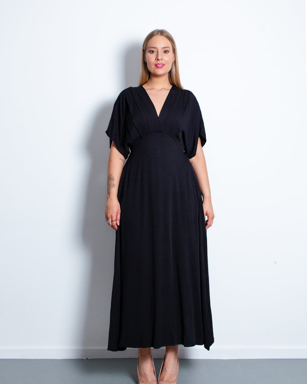 DRESSES – SEISHIKI STUDIO